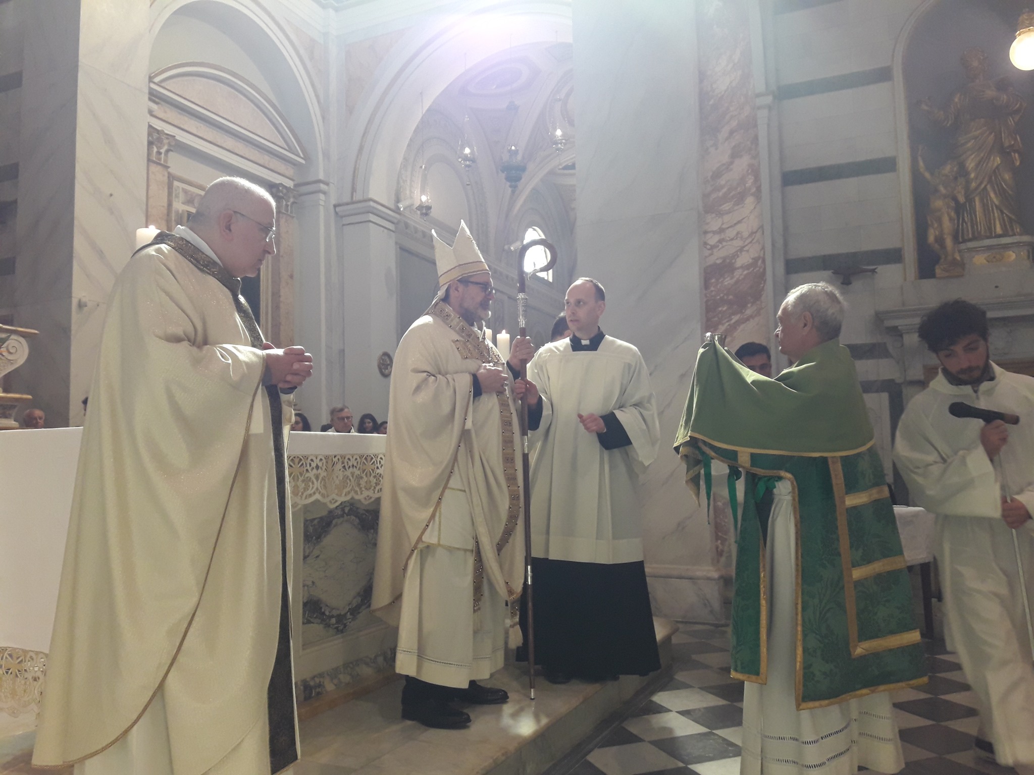 La Messa Crismale in Cattedrale – Diocesi di San Miniato